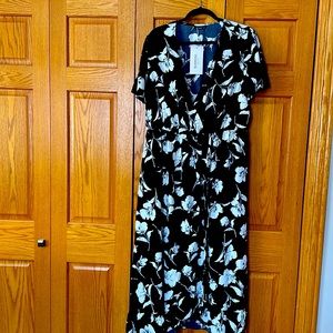 BloomChic | Dresses | Bloomchic Womans Plus 8 Summer Dress Black White ...